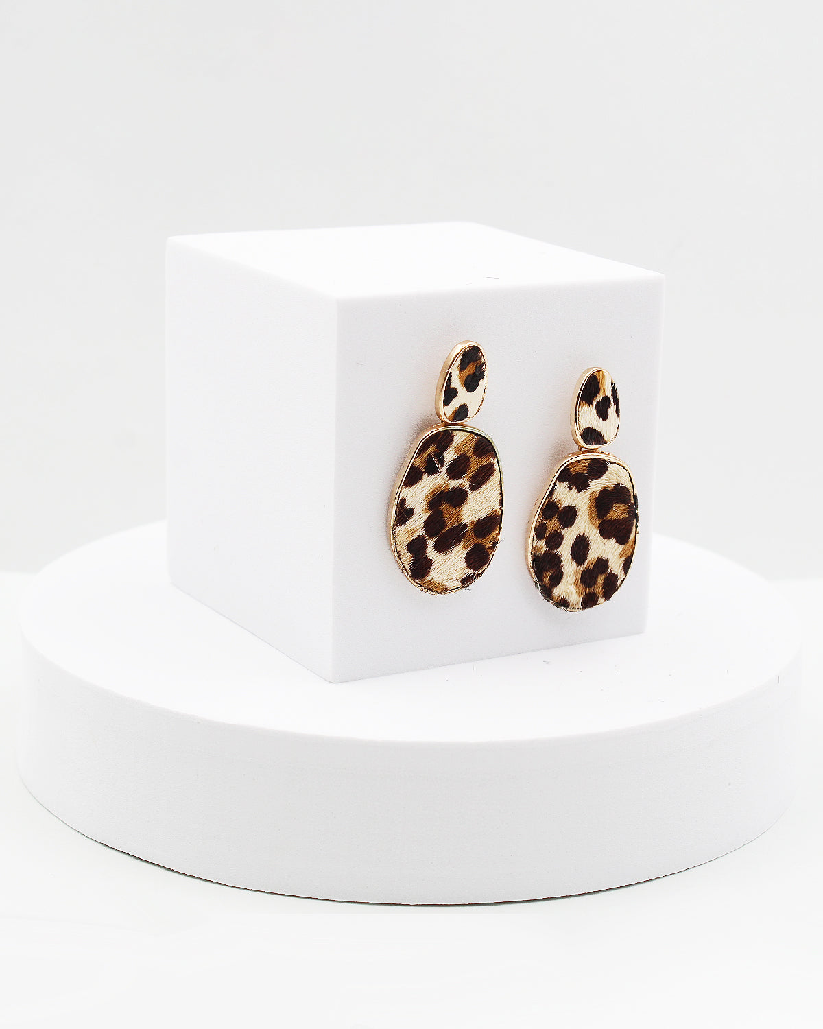 Calf Skin Golden Edge Dangle Earrings – Sam Moon Trading